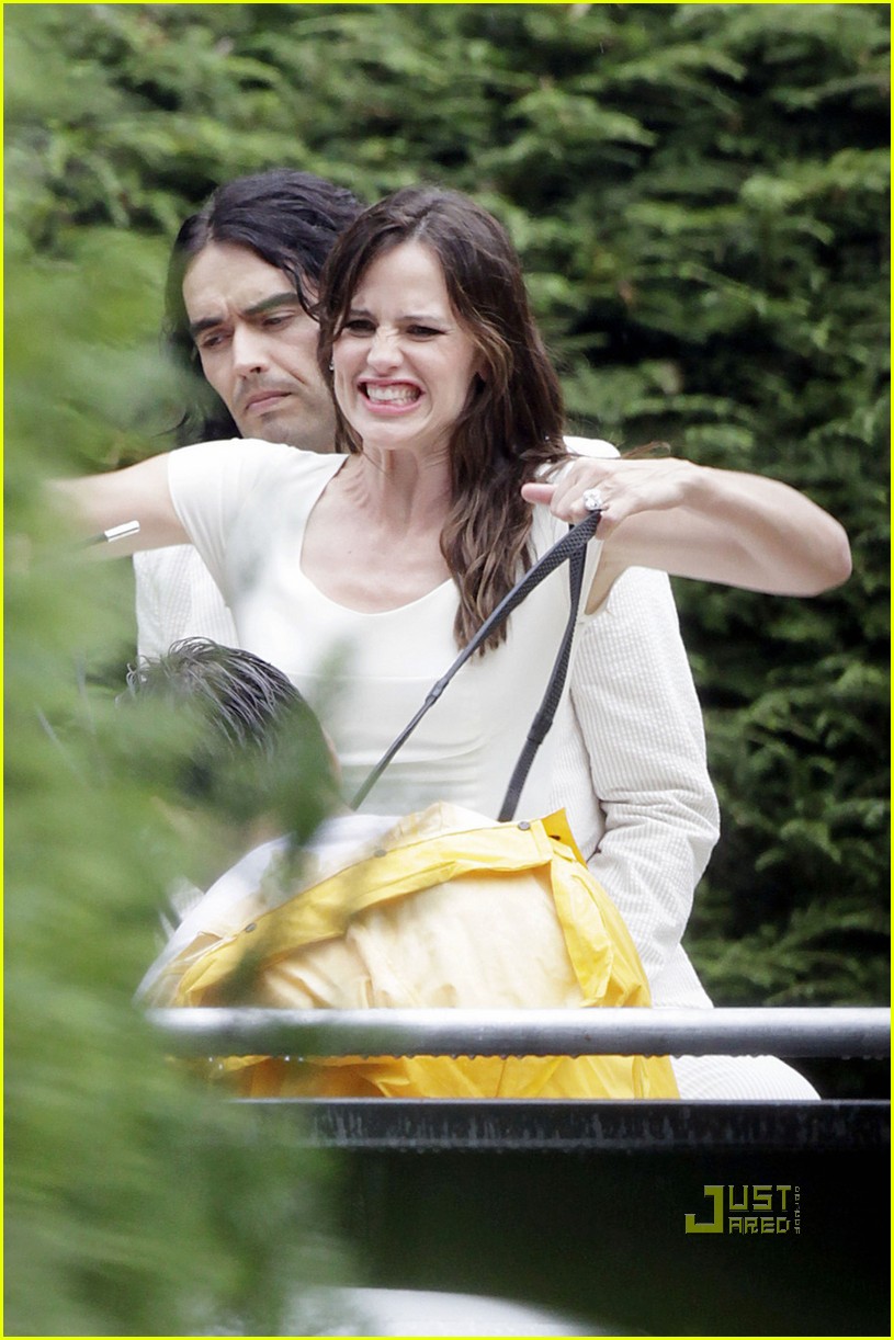 Jennifer Garner: Horseback Riding with Russell Brand!: Photo 2468543 ...