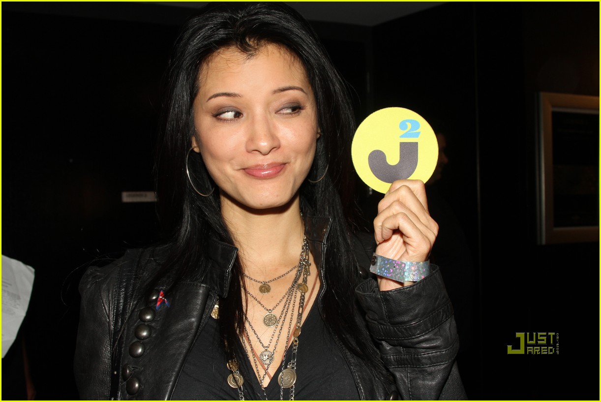 Kelly Hu: Comic-Con with an Edge: Photo 2469364 | JJ Coaster, Kelly Hu ...