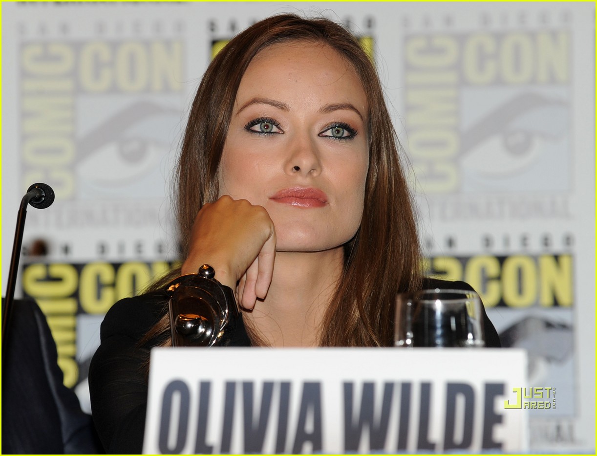 Garrett Hedlund & Olivia Wilde: TRON at Comic-Con!: Photo 2468225 ...