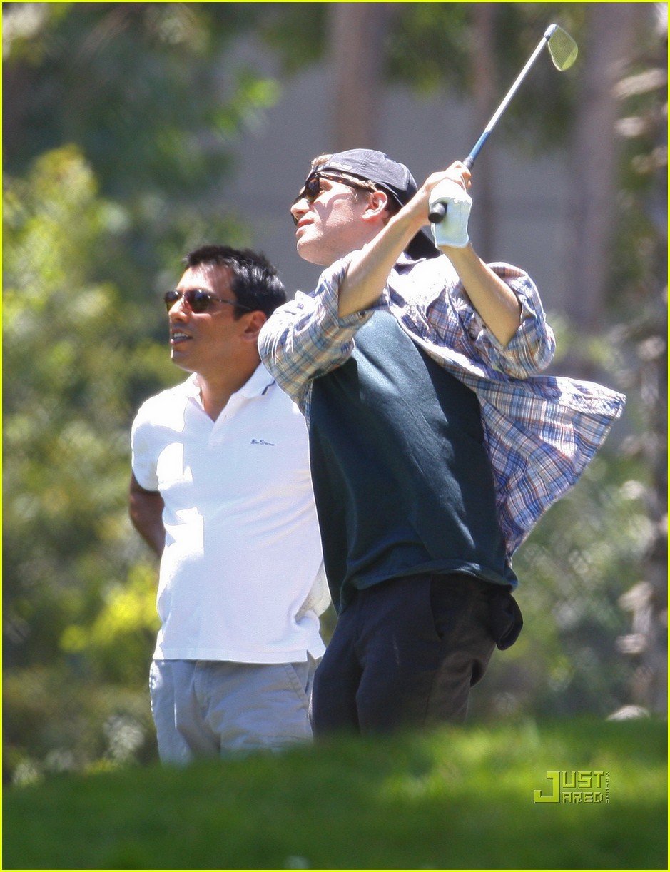 Hayden Christensen: Golf Course Run!: Photo 2471137 | Hayden ...