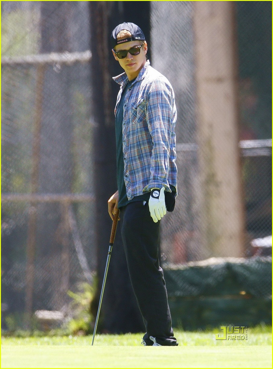 Hayden Christensen: Golf Course Run!: Photo 2471140 | Hayden ...