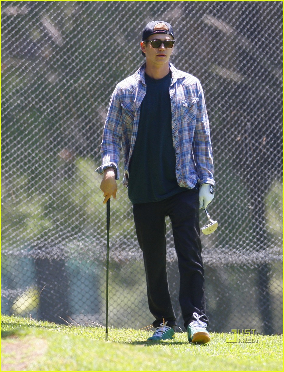 Hayden Christensen: Golf Course Run!: Photo 2471147 | Hayden ...