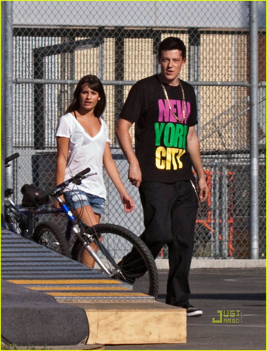 Lea Michele & Glee Cast All Wear NYC T-Shirts!: Photo 2471502 | Amber ...