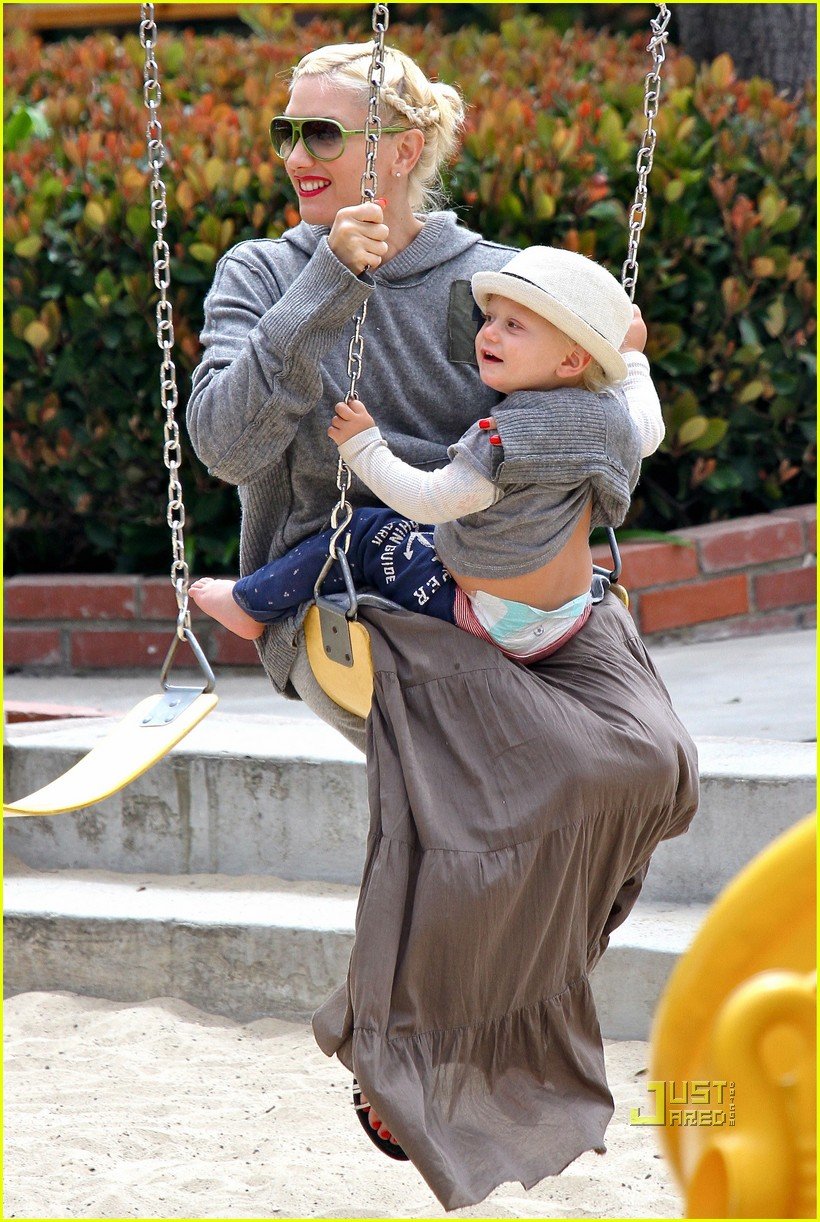 Gwen Stefani: Swinging with Zuma!: Photo 2471385 | Gavin Rossdale, Gwen ...