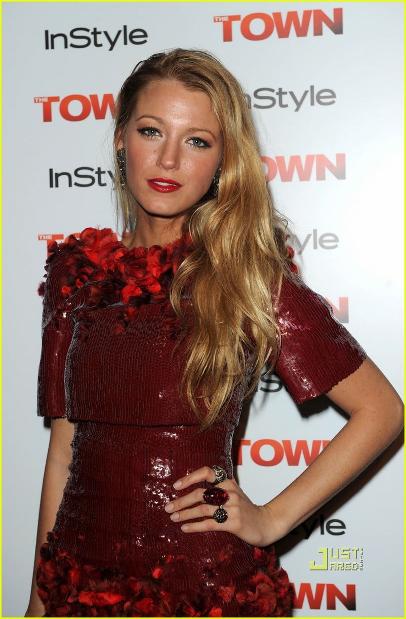 Blake Lively: 'The Town' Premiere at TIFF!: Photo 2479306 | Blake ...