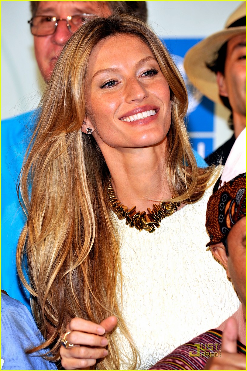 Gisele Bundchen: UN Summit Supermodel: Photo 2481675 | Gisele Bundchen ...