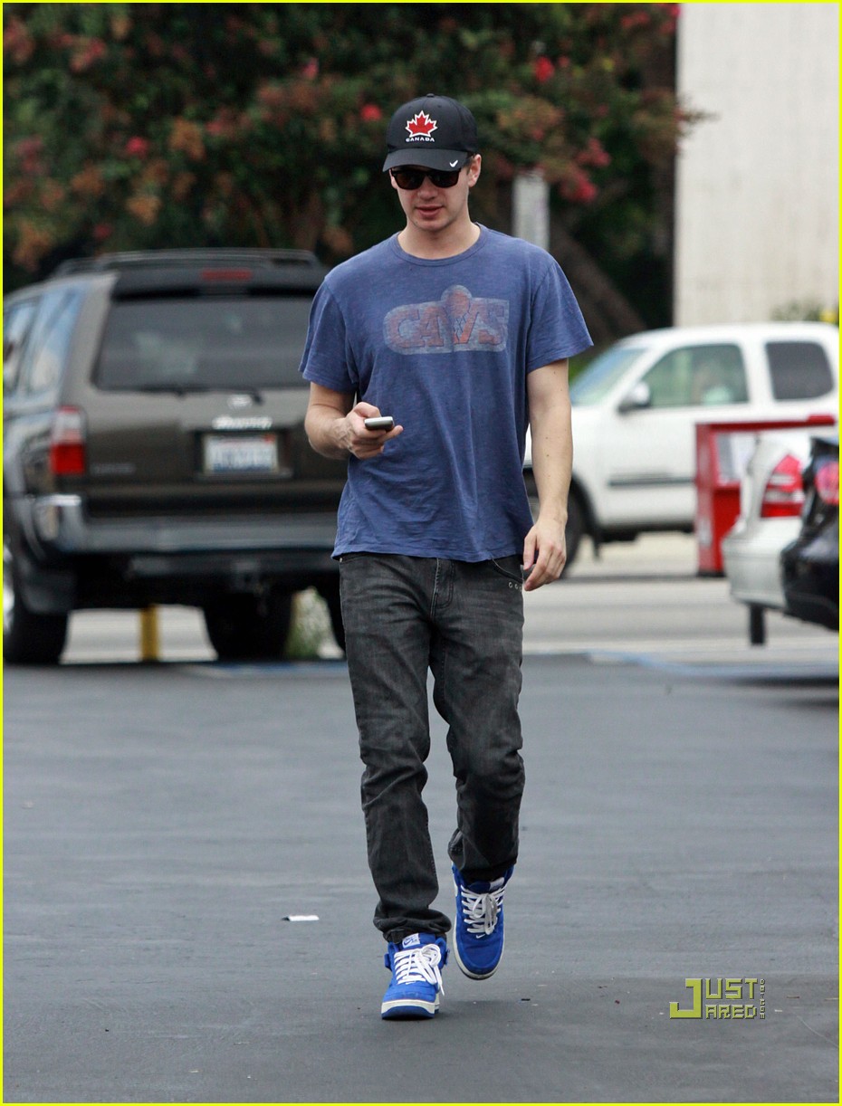 Hayden Christensen: Canadian Cavaliers Fan: Photo 2483525 | Hayden ...