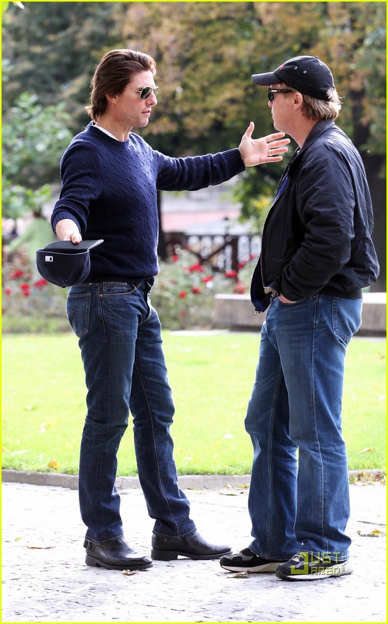 Tom Cruise: Scouting Scene Locations in Prague!: Photo 2481859 | Tom ...