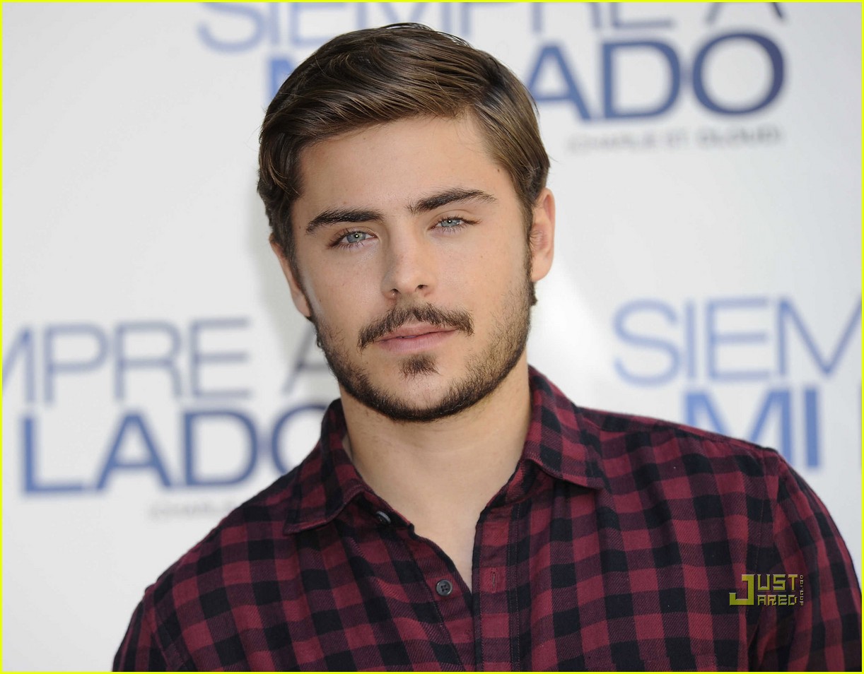 Zac Efron: Charlie St. Cloud Photocall in Madrid!: Photo 2479865 | Zac ...