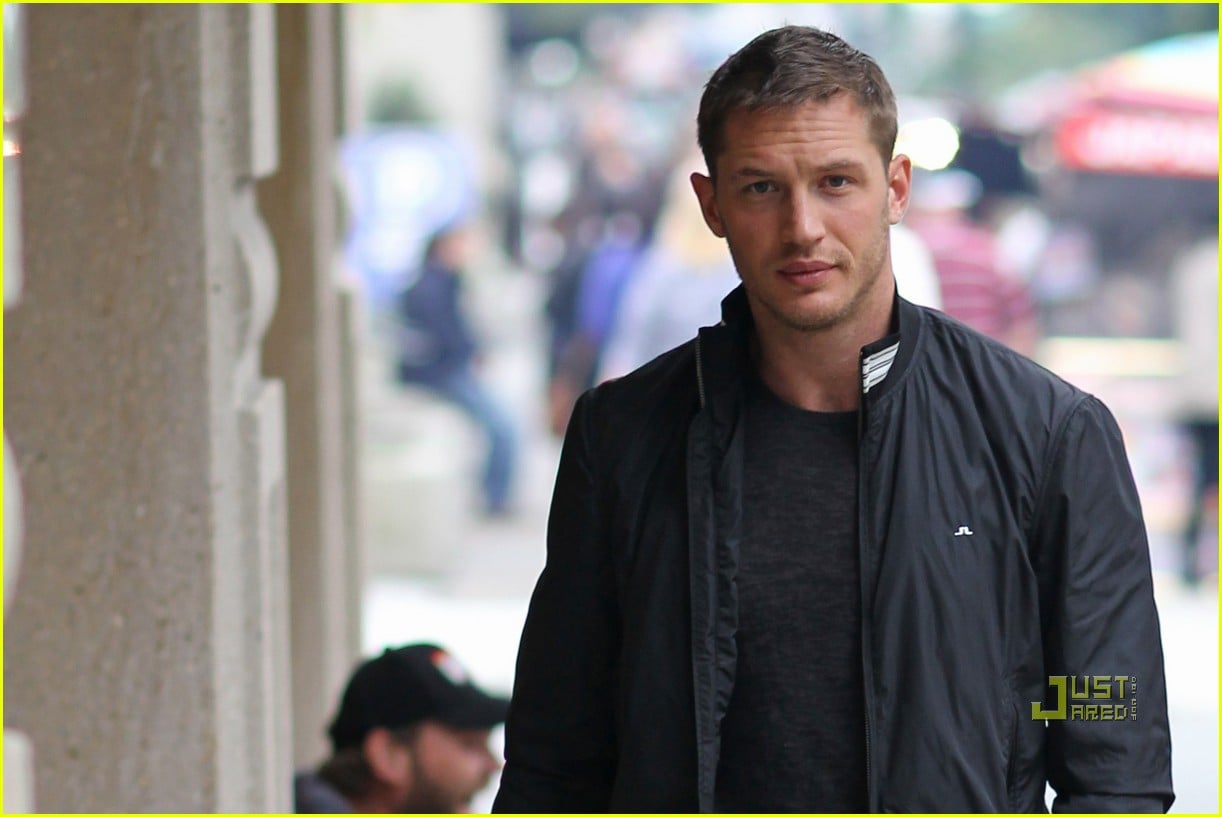 Tom Hardy Helps The Homeless: Photo 2483233 | Tom Hardy Photos | Just ...