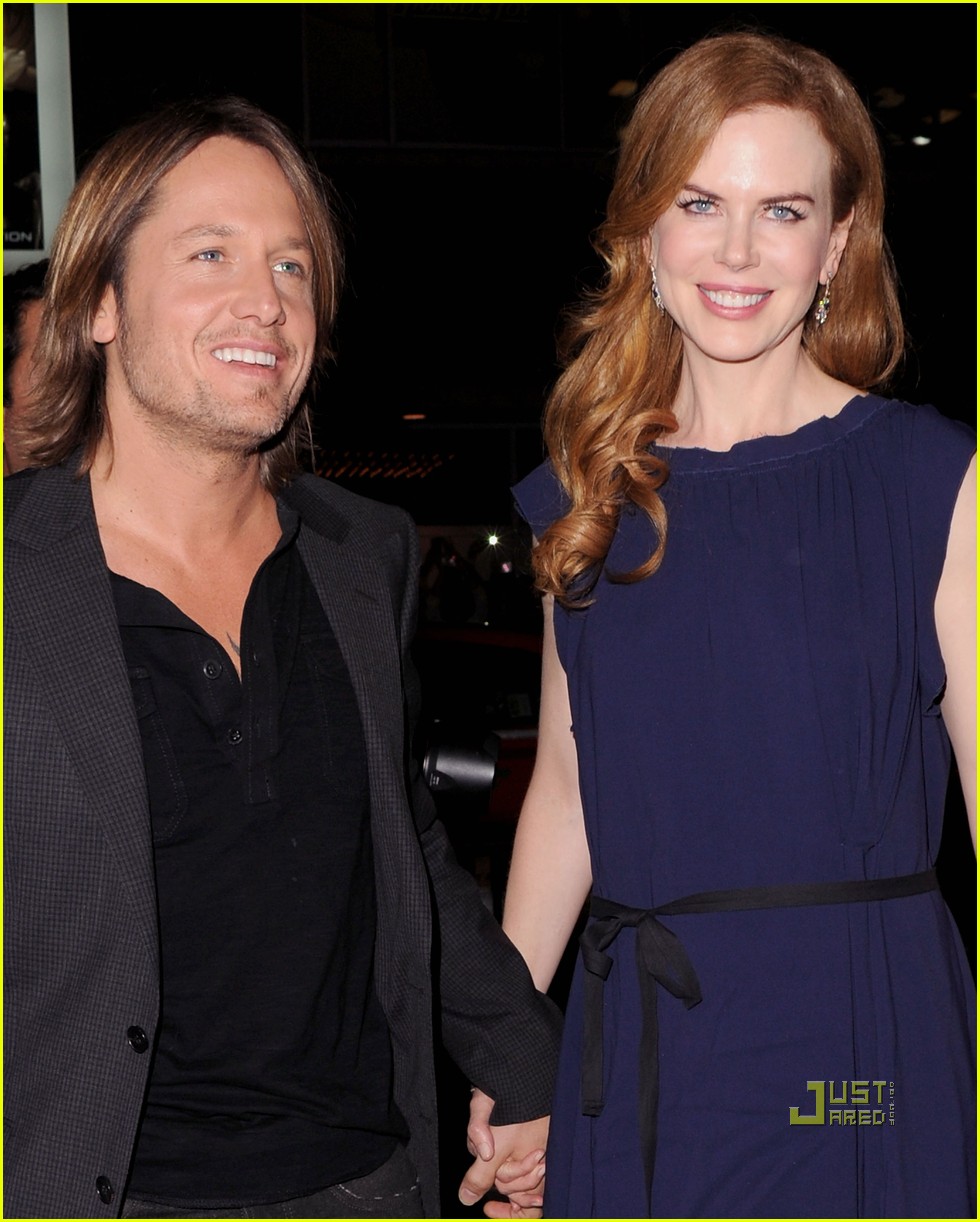 Nicole Kidman Falls Into TIFF Rabbit Hole: Photo 2480031 | Keith Urban ...