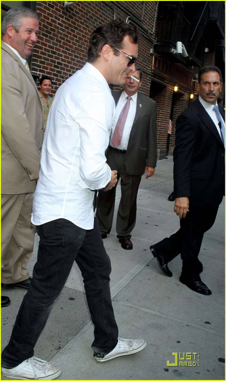 Joaquin Phoenix Apologizes To David Letterman: Photo 2482309 | Joaquin ...