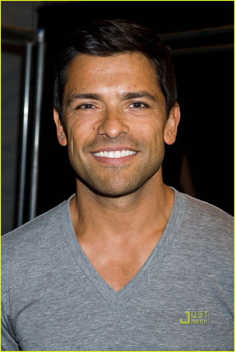 What Was Mark Consuelos Doing At Christian Siriano's Show?: Photo ...