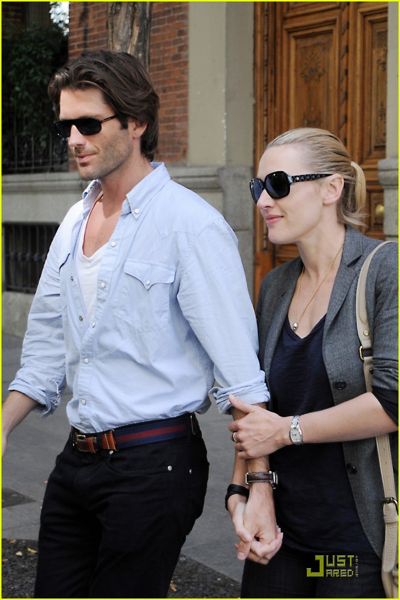 Kate Winslet & Louis Dowler Hold Hands: Photo 2482001 | Kate Winslet ...