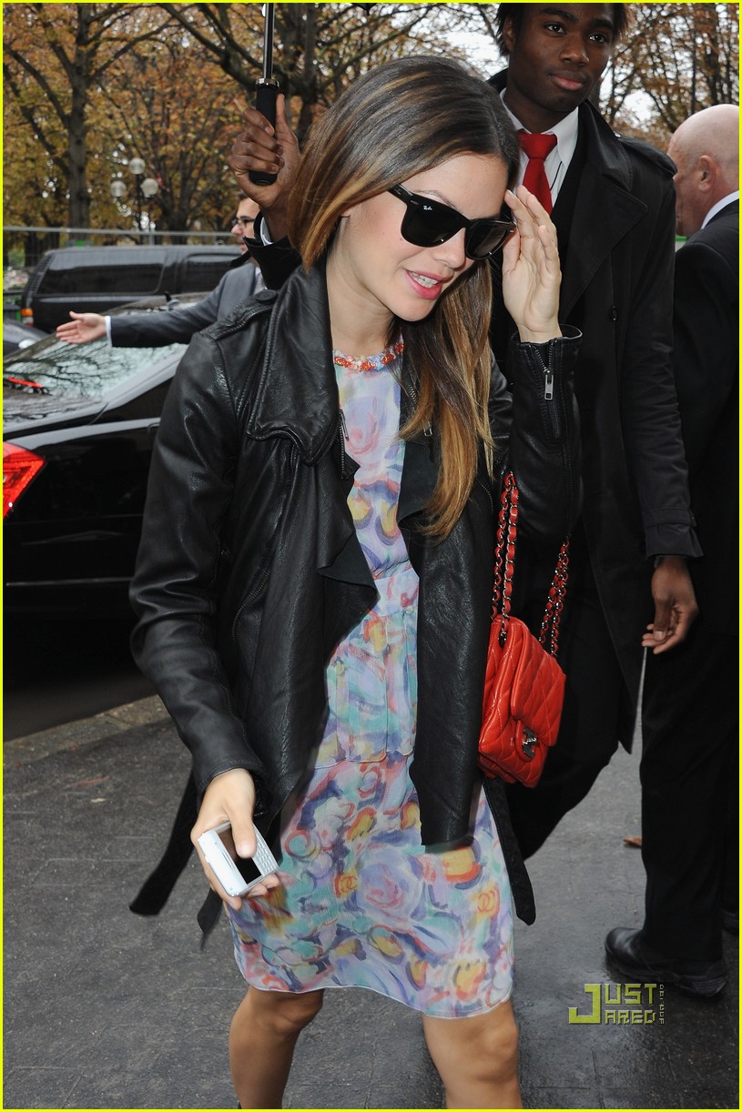 Rachel Bilson: Chanel at Paris Fashion Week!: Photo 2484923 | Rachel ...