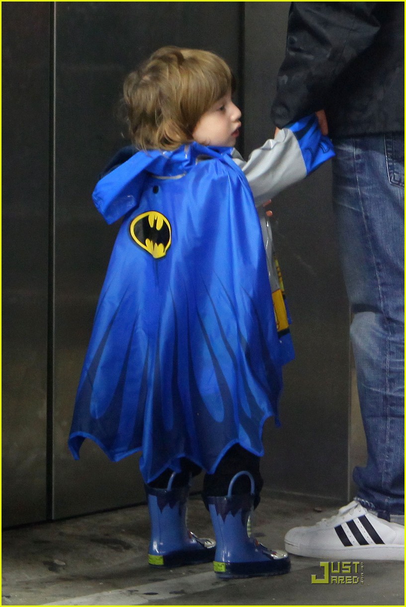 Jordan Bratman & Max Go Under the Sea: Photo 2489040 | Celebrity Babies ...