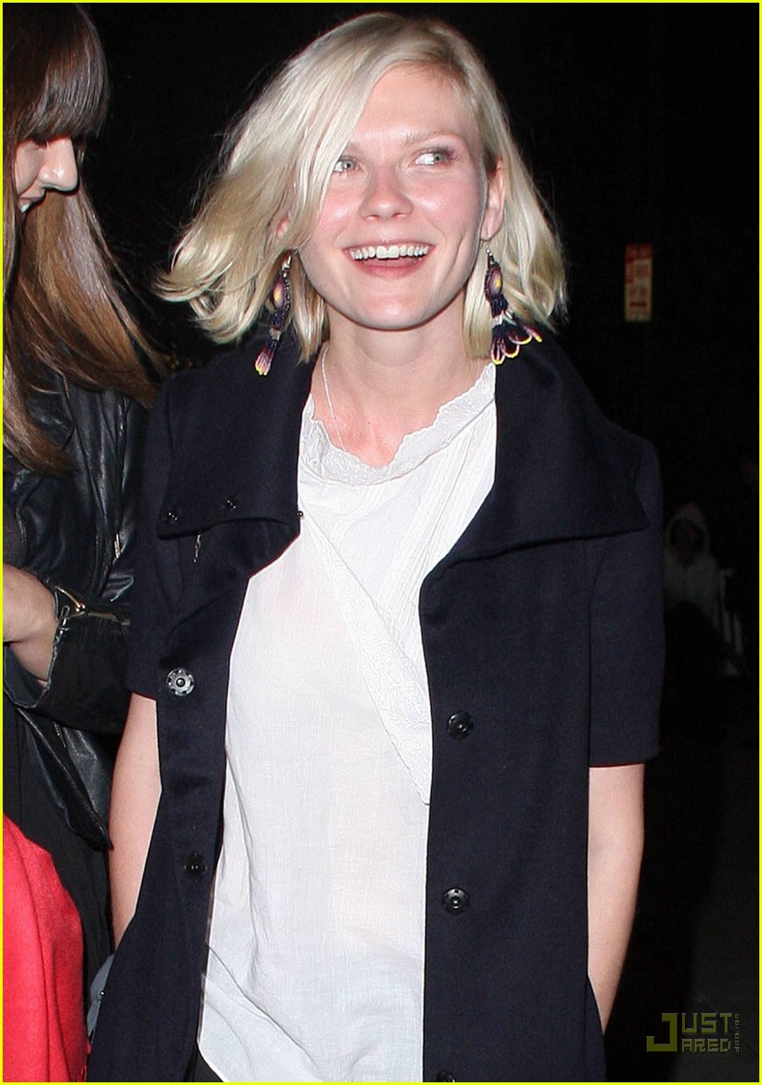 Kirsten Dunst & Jason Boesel: Maroon 5 Match: Photo 2486008 | Jason ...
