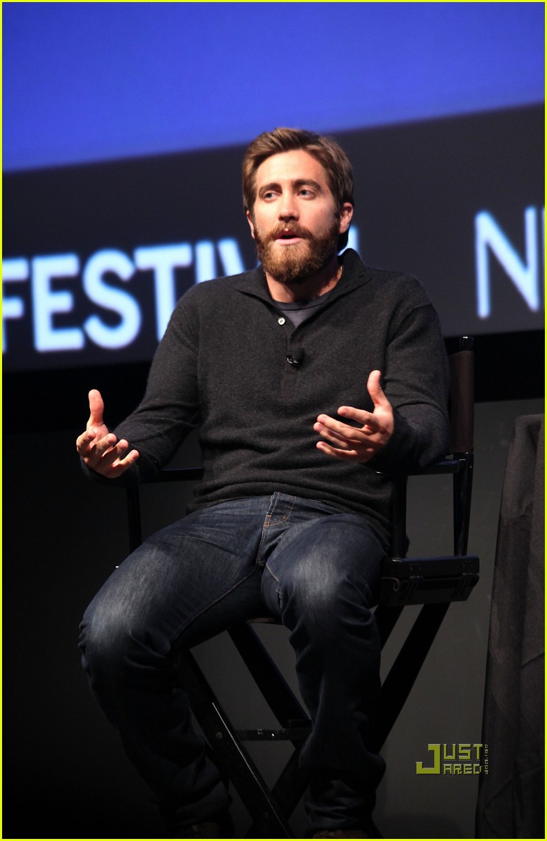 Jake Gyllenhaal: Beard is Back!: Photo 2484603 | Jake Gyllenhaal Photos ...