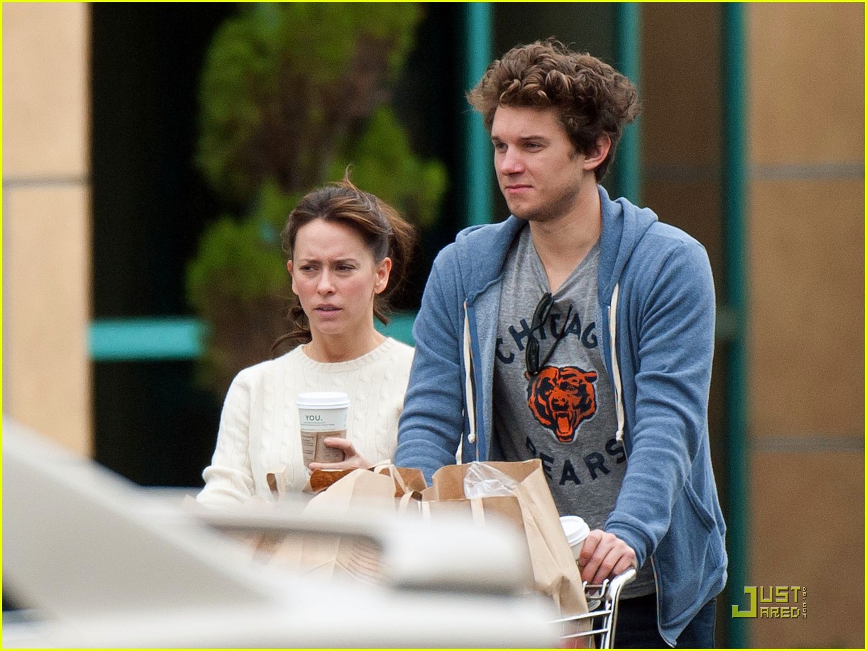 Jennifer Love Hewitt & Alex Beh: Groceries Run!: Photo 2488265 | Alex ...