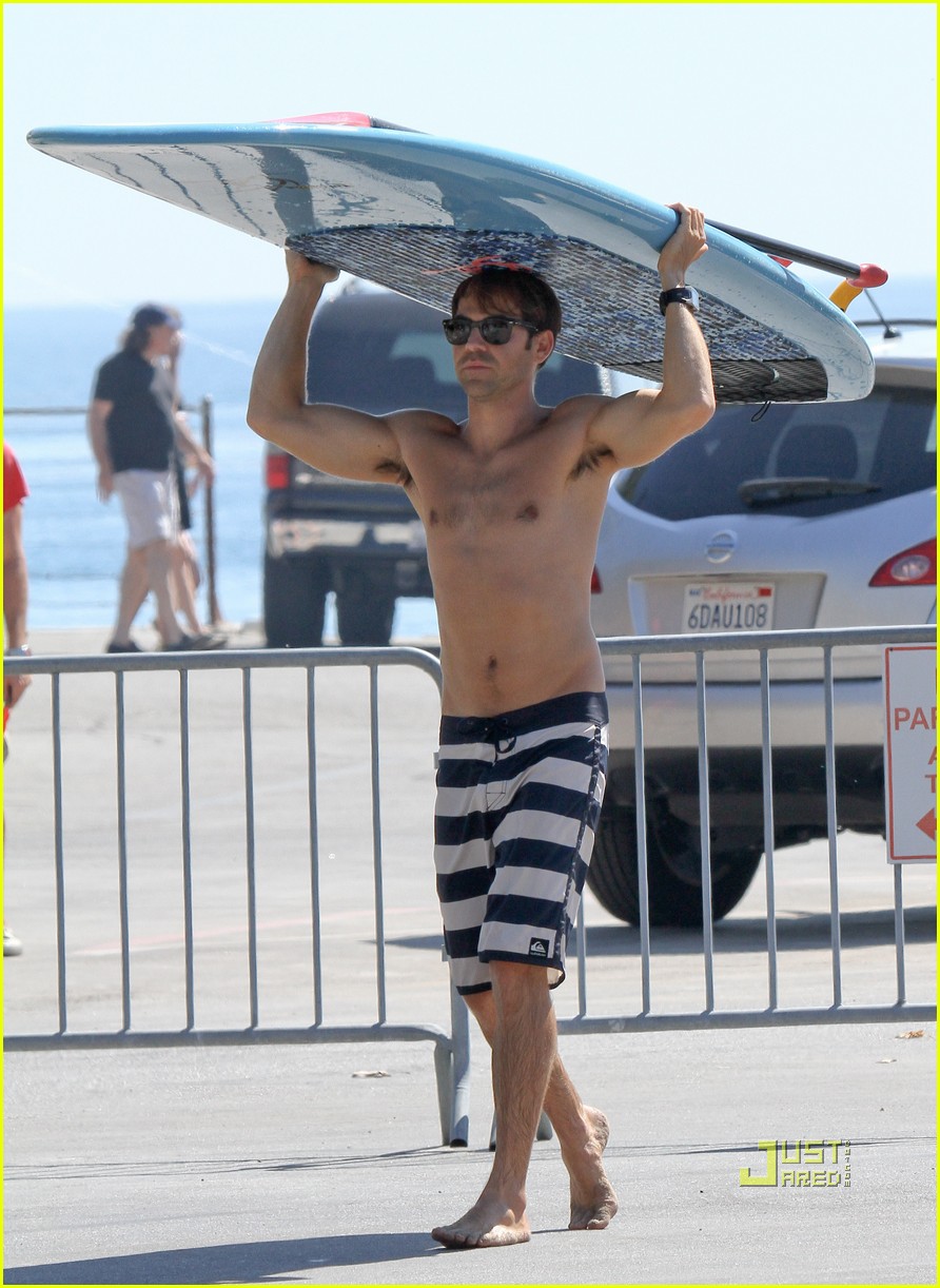 Photo: kyle howard shirtless 14 | Photo 2486180 | Just Jared