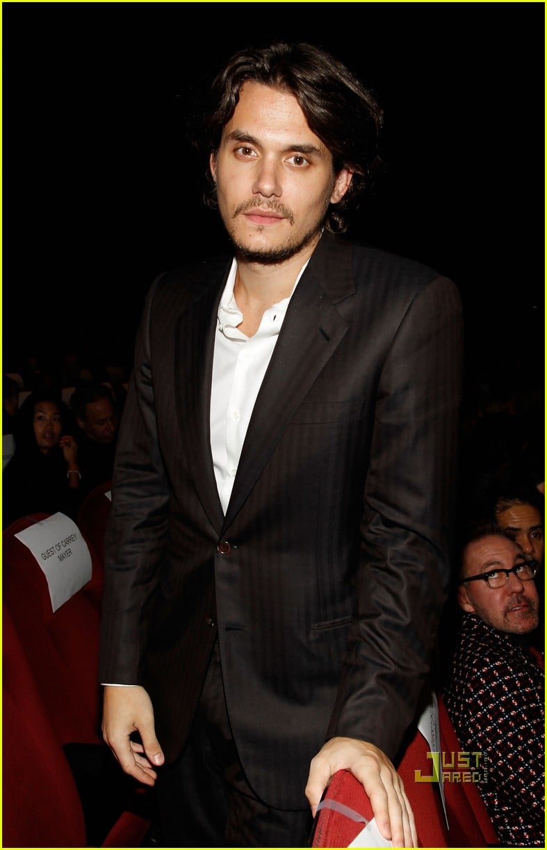 Jim Carrey & Rodrigo Santoro: 'Philip Morris' Screening: Photo 2498092 ...