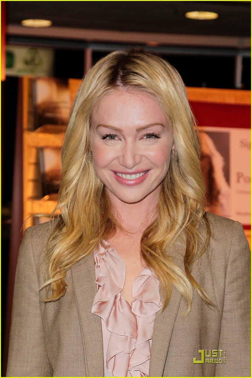 Portia de Rossi: 'Unbearable Lightness' Signing: Photo 2495017 | Portia ...