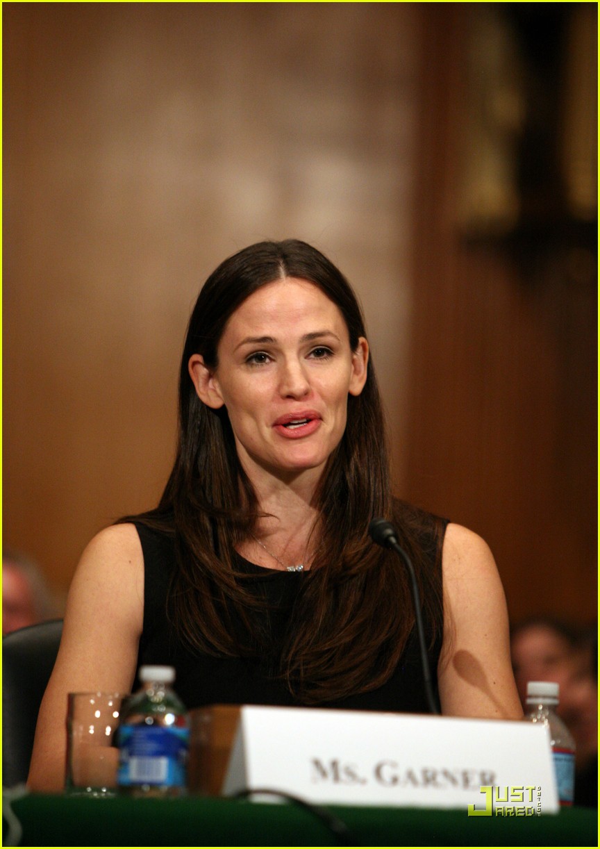 Jennifer Garner To Senate: Save The Children!: Photo 2496778 | Jennifer ...