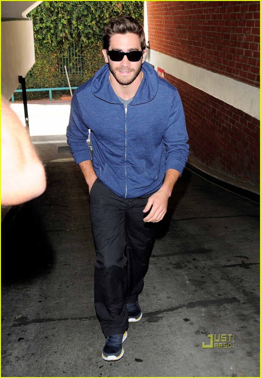 Jake Gyllenhaal: Smiley Sans Taylor Swift: Photo 2492486 | Jake ...