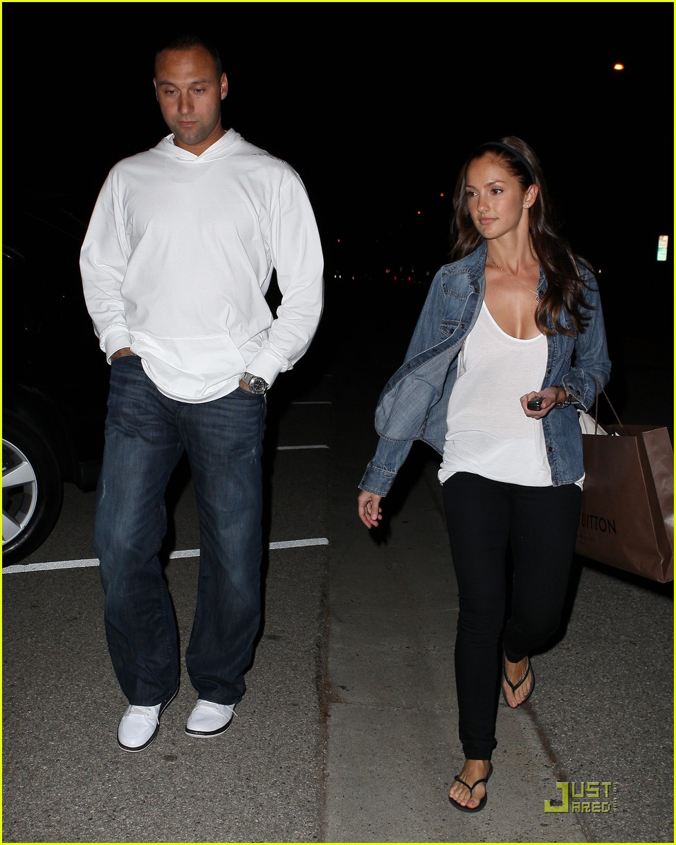 Minka Kelly & Derek Jeter Leave Louis Luitton: Photo 2496691 | Derek ...