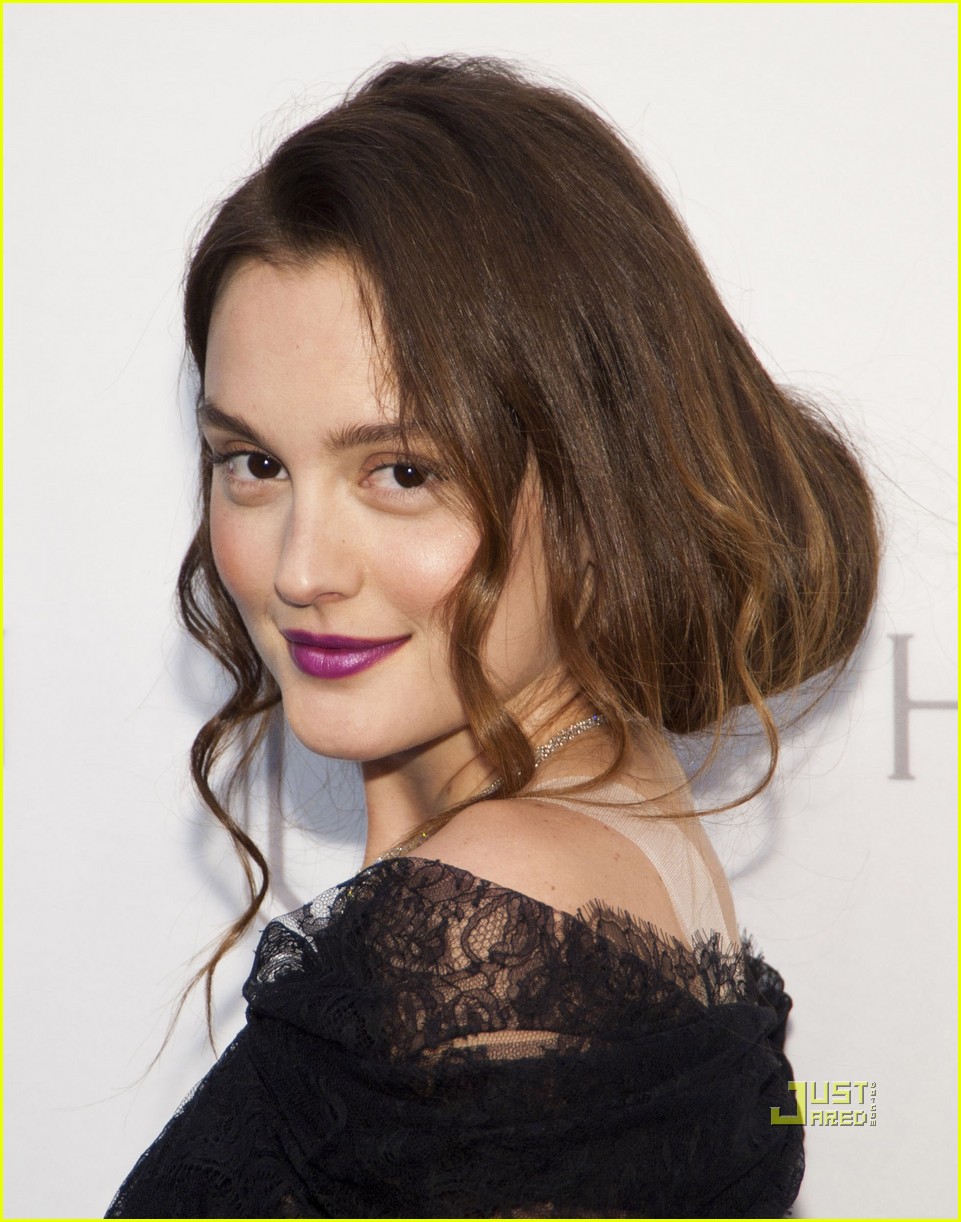 Leighton Meester: Plunging Neck Line for Harry Winston!: Photo 2496139 ...