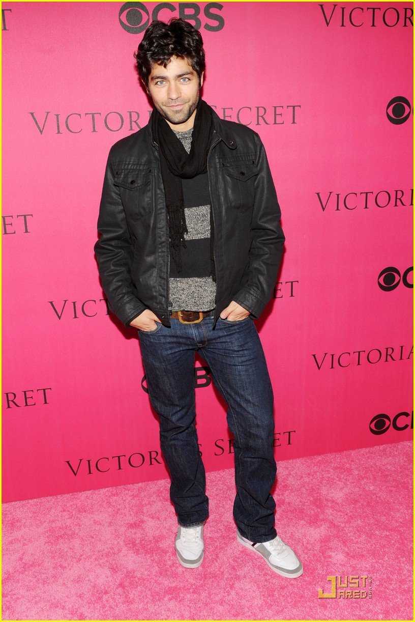 Gabe Saporta & Adrian Grenier Check Out Some Angels: Photo 2494740 ...