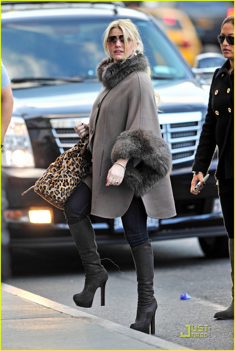 Jessica Simpson Unleashes Her Inner Animal: Photo 2499471 | Jessica ...