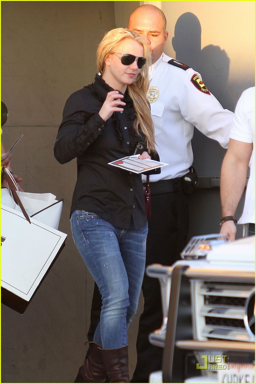 Britney Spears: BCBG with Bodyguard & Brett: Photo 2495852 | Britney ...