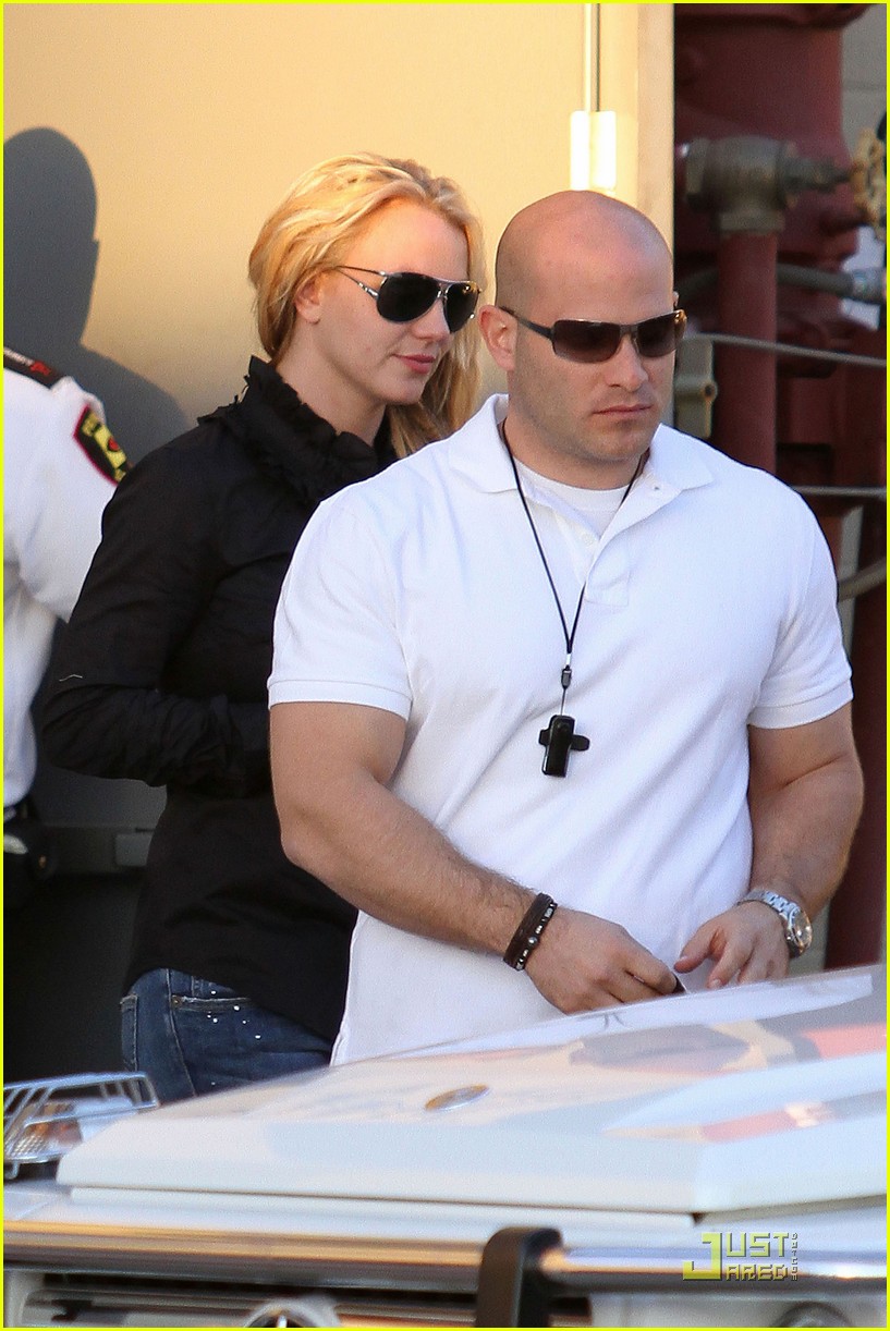 Britney Spears: BCBG with Bodyguard & Brett: Photo 2495853 | Britney ...