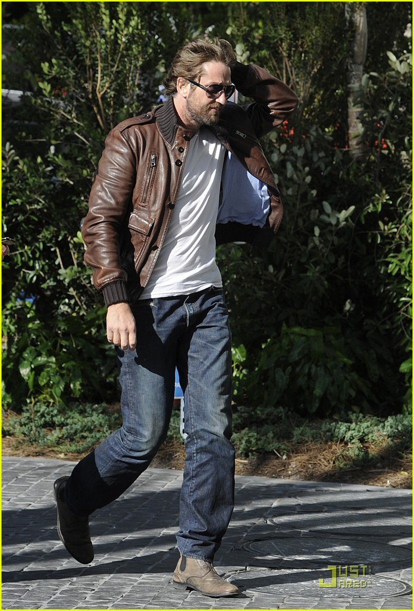 Gerard Butler: Motorcycle Man in Miami: Photo 2501531 | Gerard Butler ...