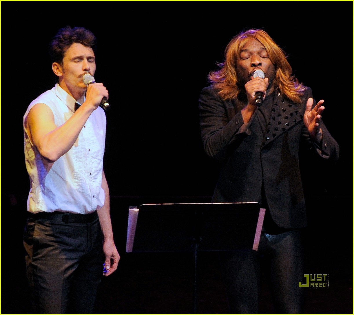 James Franco Kisses James Franco: Photo 2502129 | James Franco Pictures ...