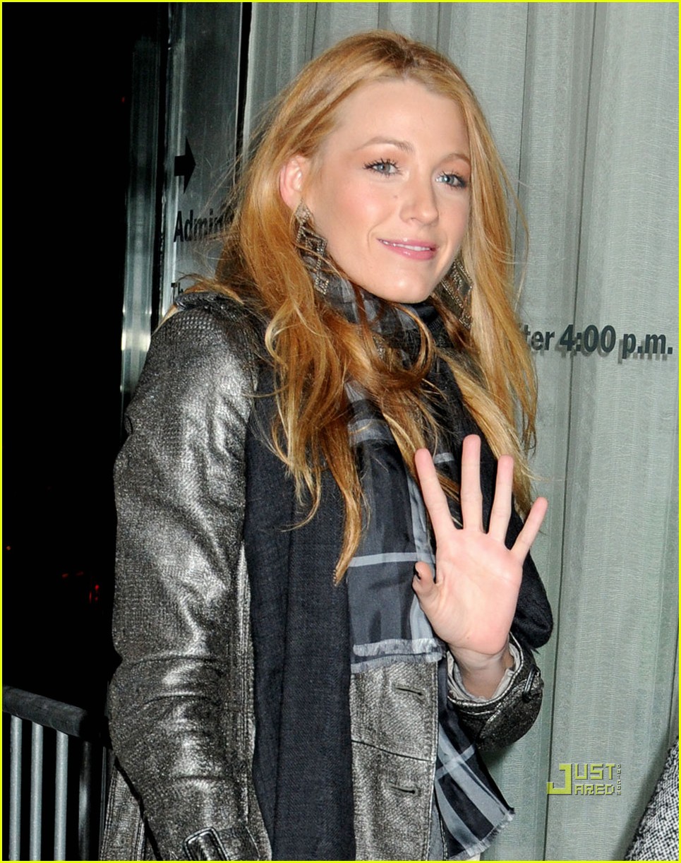 Blake Lively: 'Blue Valentine' Premiere Back Door!: Photo 2501833 ...