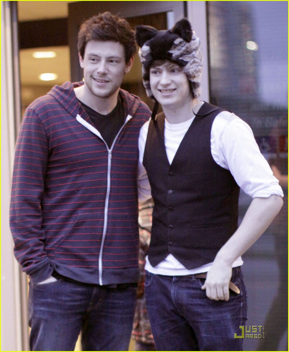 Cory Monteith: Fan Friendly Canuck!: Photo 2506472 | Cory Monteith ...