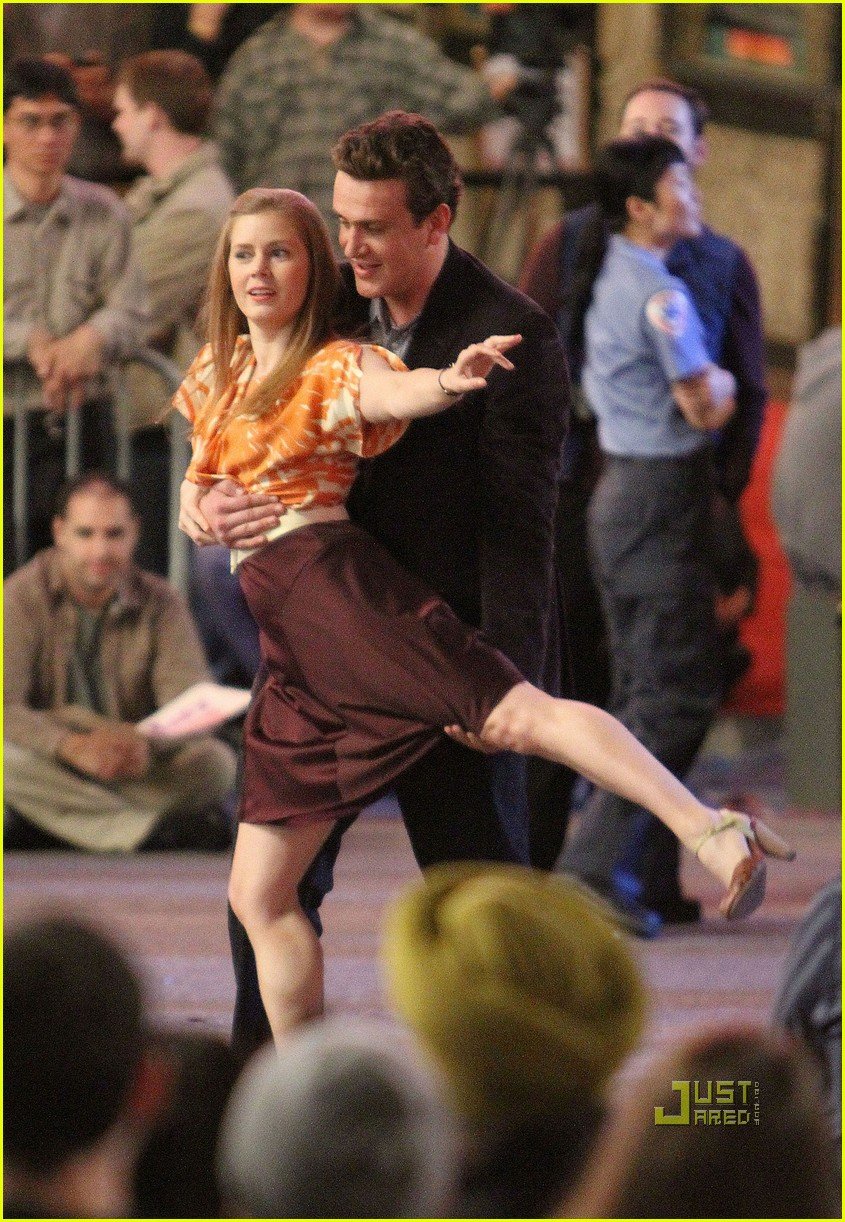 Amy Adams & Jason Segel: 'Muppets' Dance Scene!: Photo 2512621 | Amy ...