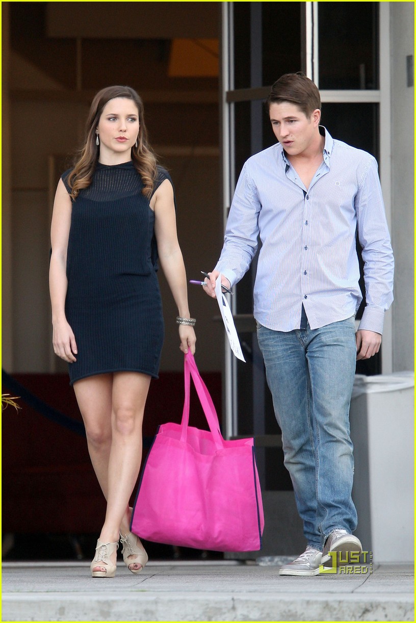 Sophia Bush Visits Chelsea Lately - VIDEO: Photo 2509888 | Sophia Bush ...