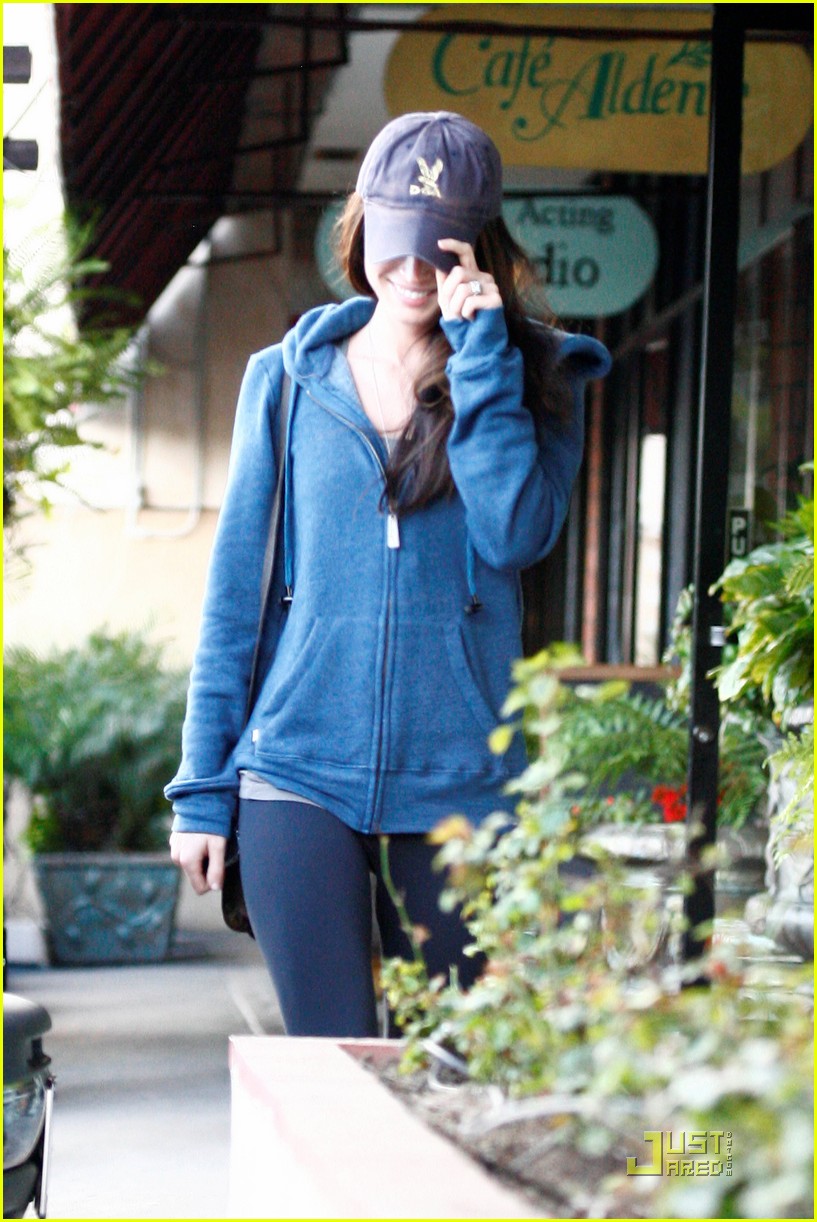 Megan Fox: Chin Chin with Brian Austin Green: Photo 2508894 | Brian ...