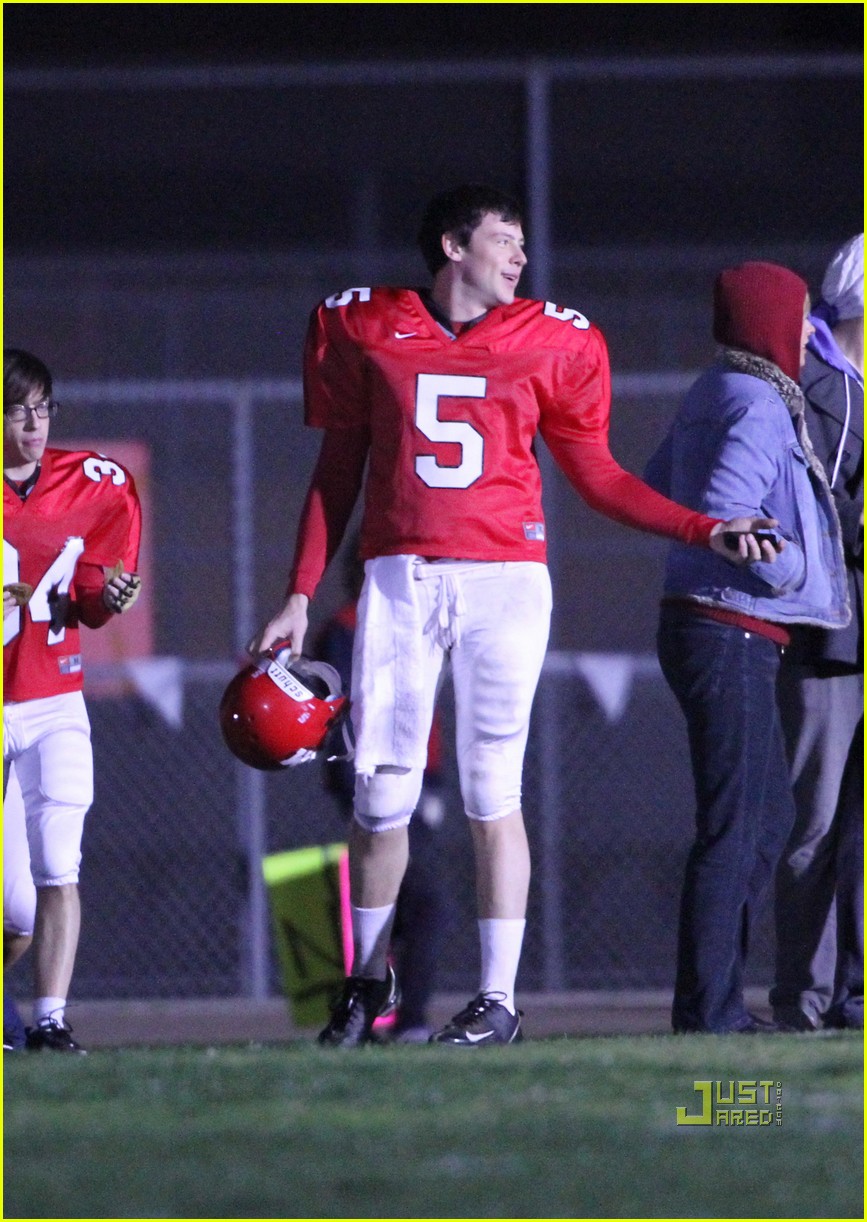 Lea Michele: 'Glee' Hits the Gridiron!: Photo 2508921 | Glee, Lea ...