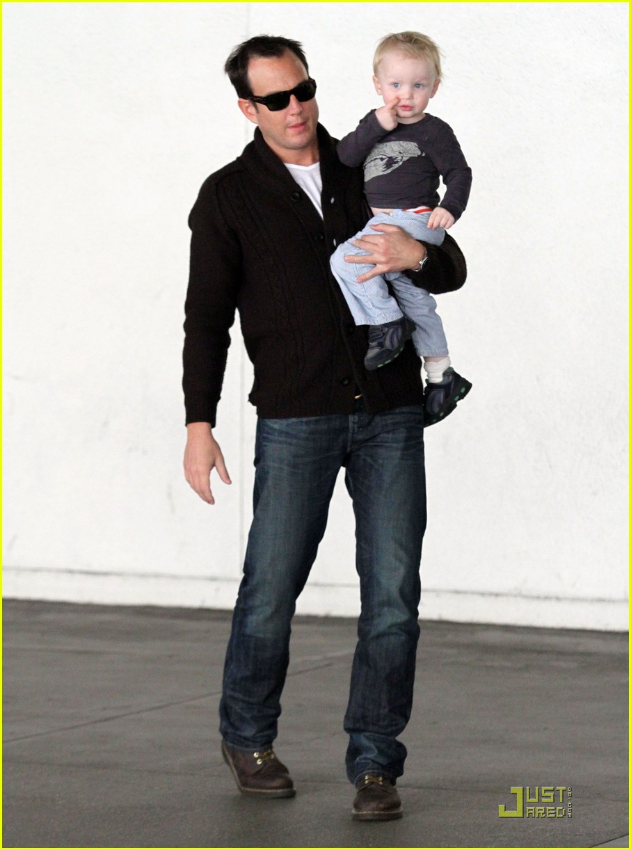 Amy Poehler & Will Arnett: Meet Abel!: Photo 2509506 | Abel Arnett, Amy ...