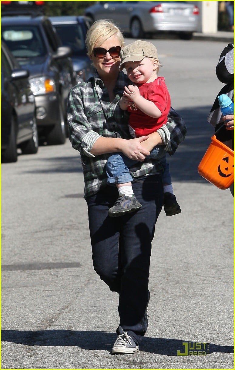 Amy Poehler: Playdate with Archie!: Photo 2515180 | Amy Poehler, Archie ...