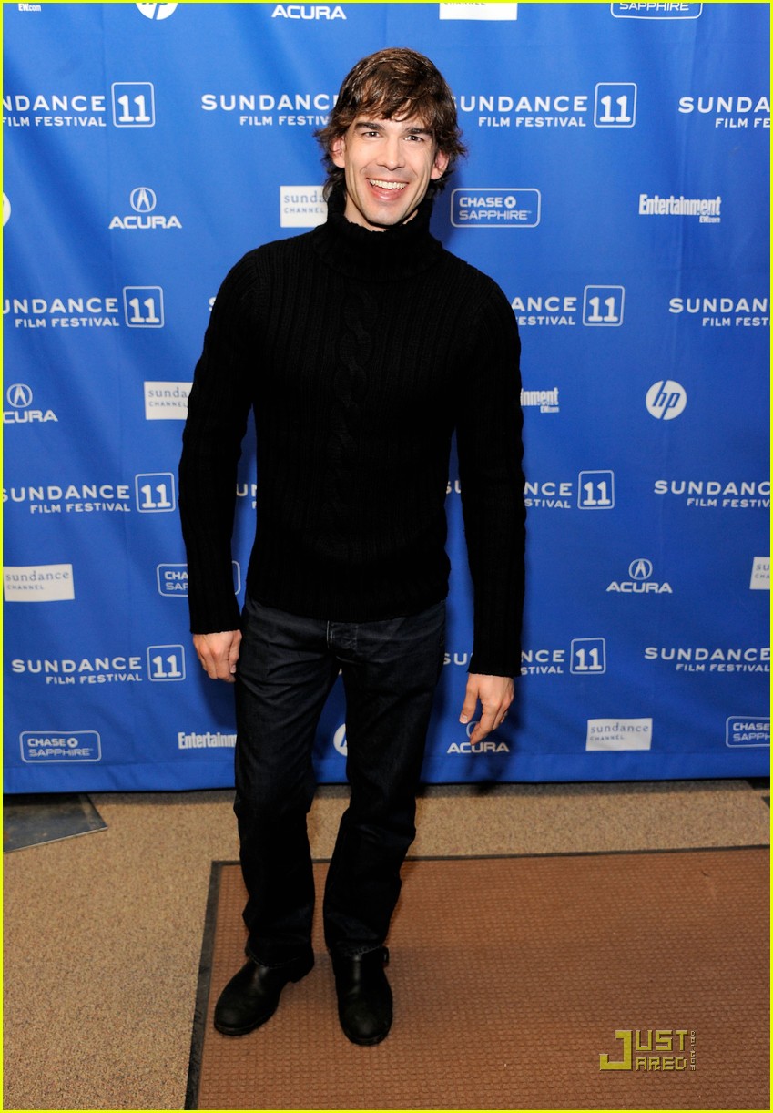 Liv Tyler Bings Off The Ledge Photo 2513414 2011 Sundance Film