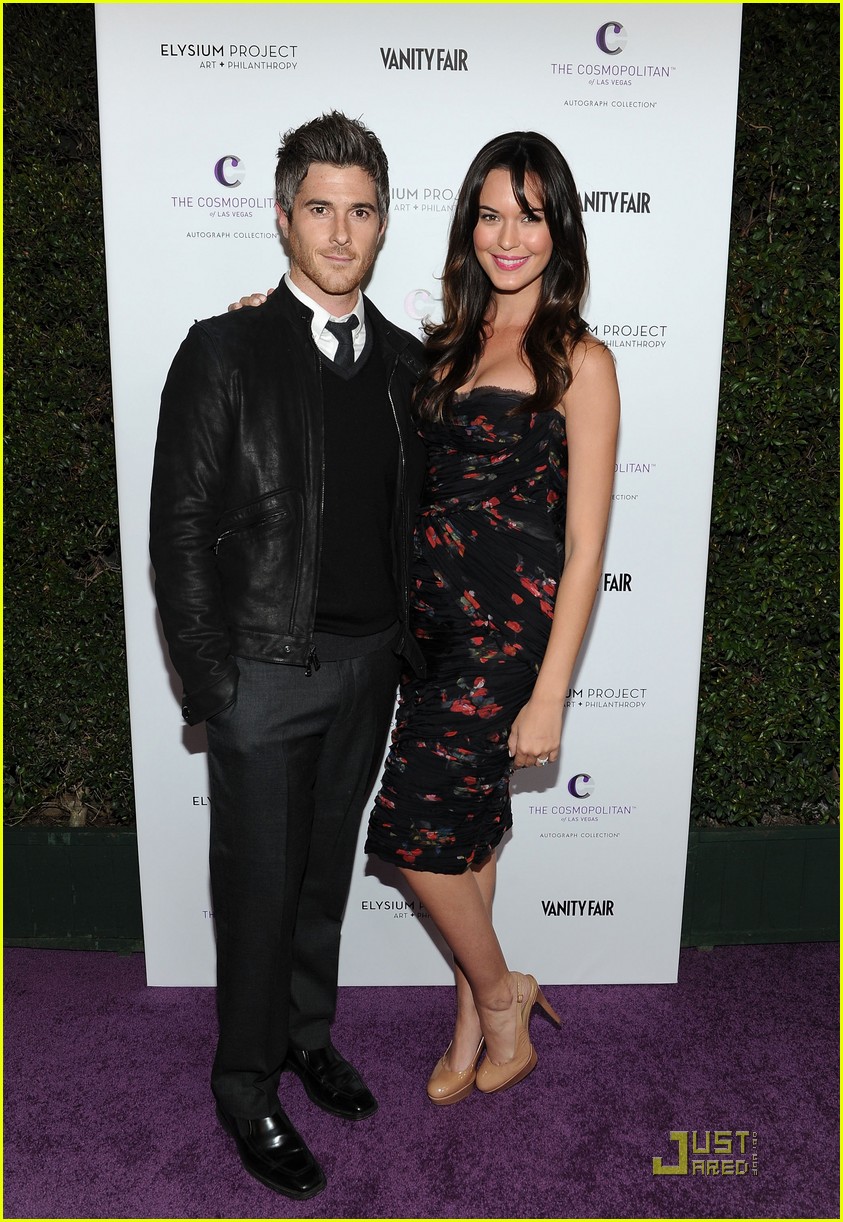 Odette Yustman & Dave Annable: Pieces of Heaven Helpers!: Photo 2522467 ...