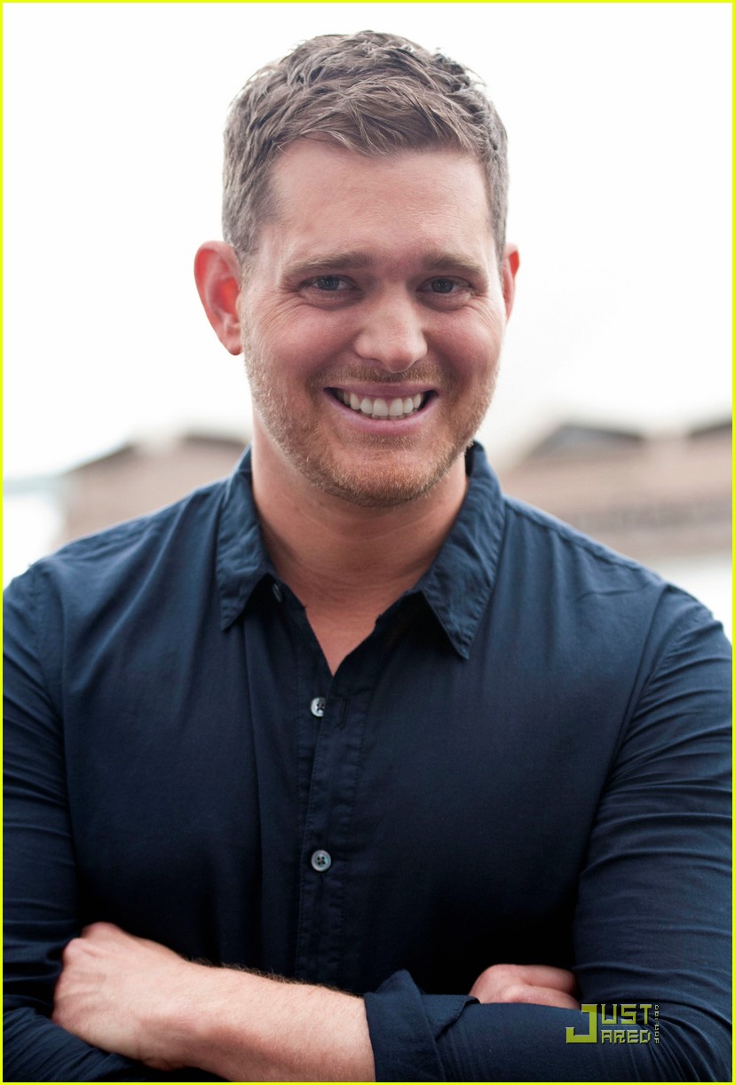 Michael Buble Brings Crazy Love Down Under: Photo 2518345 | Michael ...