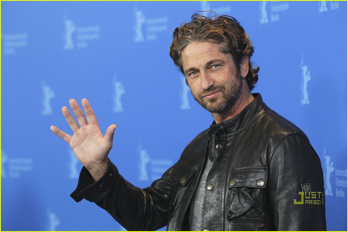 Gerard Butler: 'Coriolanus' Photo Call at Berlin Film Fest!: Photo ...