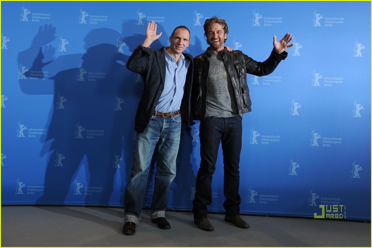 Gerard Butler: 'Coriolanus' Photo Call at Berlin Film Fest!: Photo ...
