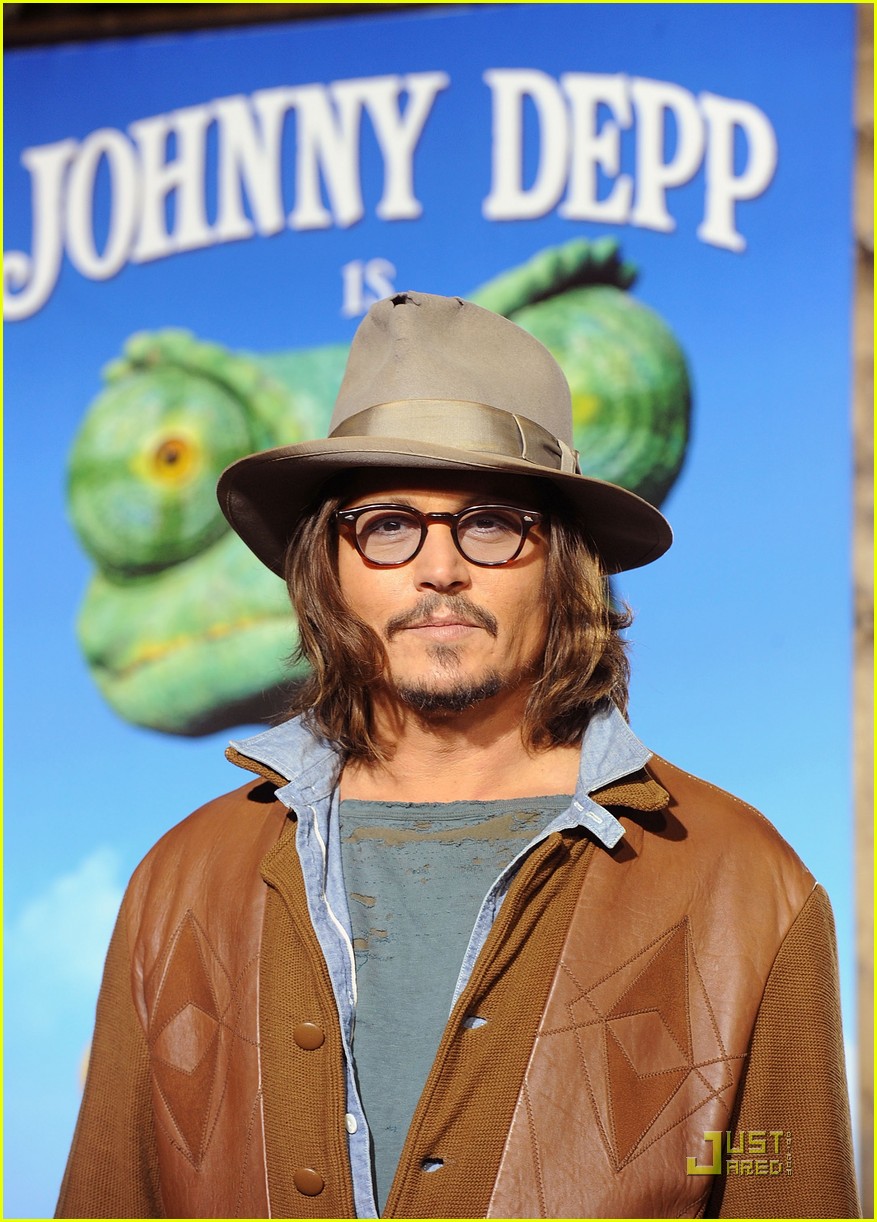 Johnny Depp: 'Rango' Premiere with Isla Fisher!: Photo 2519910 | Isla ...